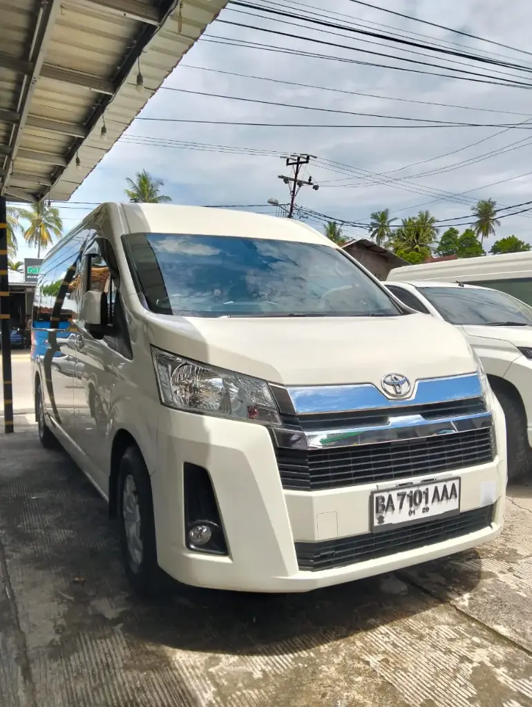 HIACE 2.8 M/T - 7101 | Sewa Kendaraan Resmi - PT. Andi Mama Tour Wisata